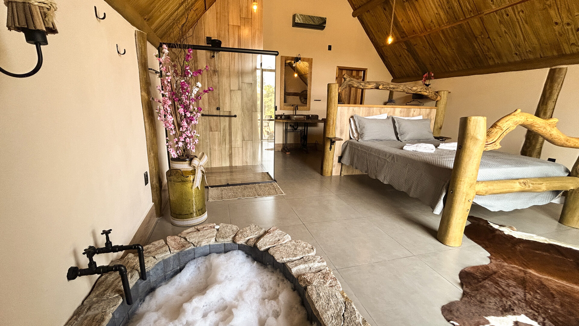 Chalé Stone – Recanto da Natureza Brotas