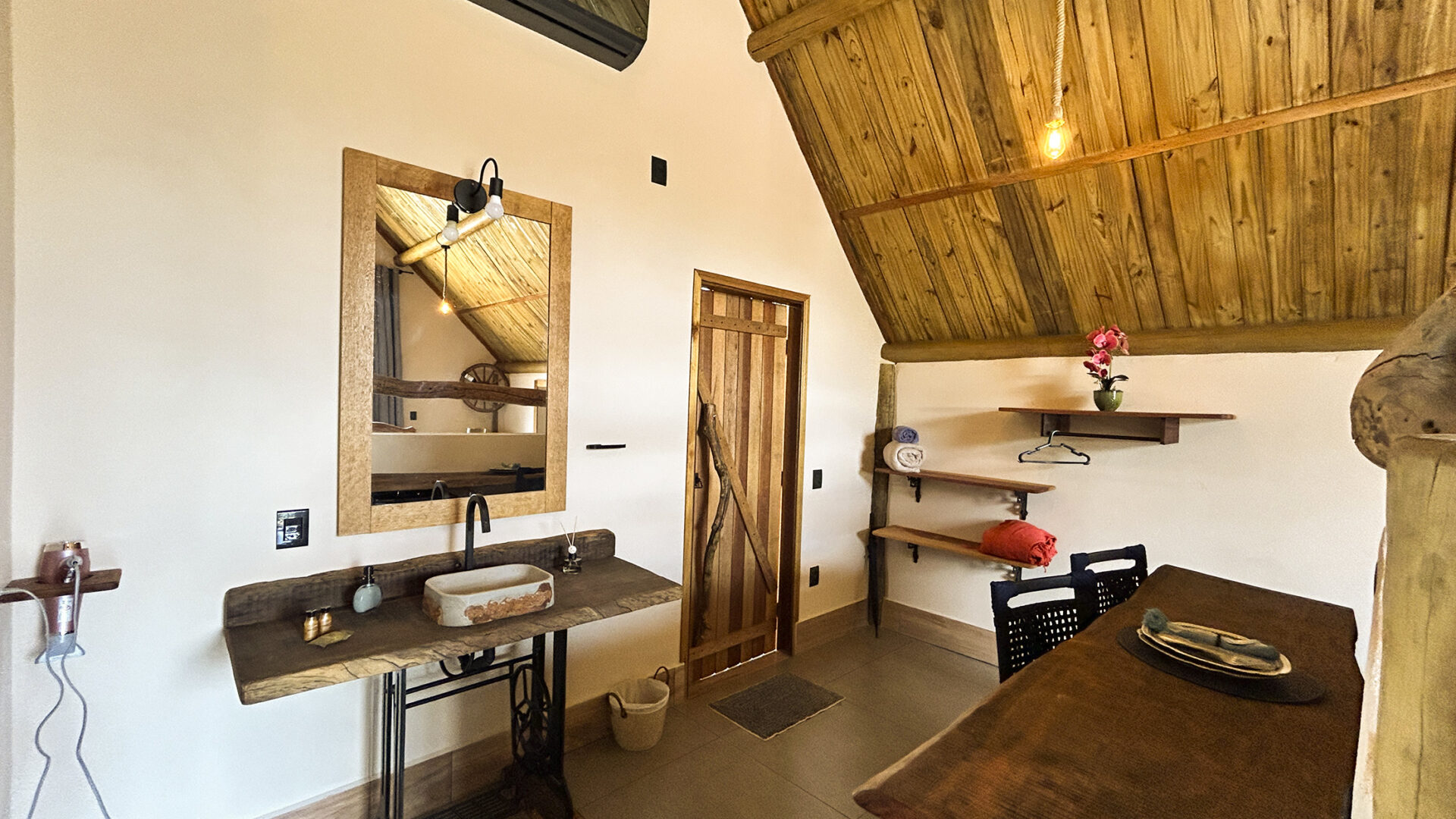 Chalé Stone – Recanto da Natureza Brotas