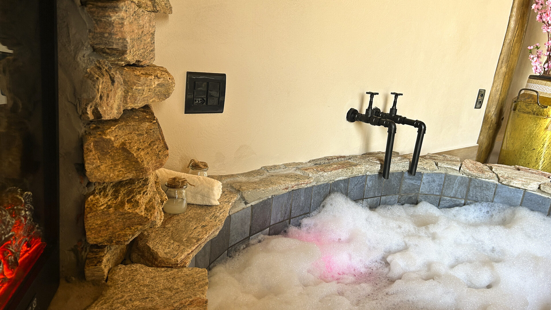 Chalé Stone – Recanto da Natureza Brotas